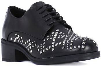 Sportschoenen online kopen? Vergelijk op Damesschoenen.nl